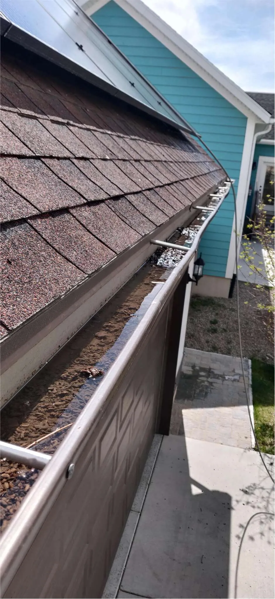 Expert Gutter Cleaning Services | Wash Me Solar